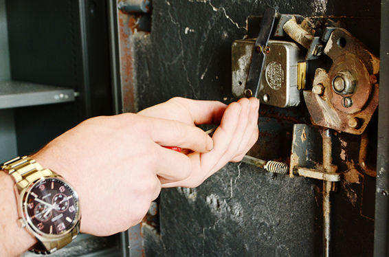 Residential Locksmith Services Royal Oak | Big D Lock and Key ...
